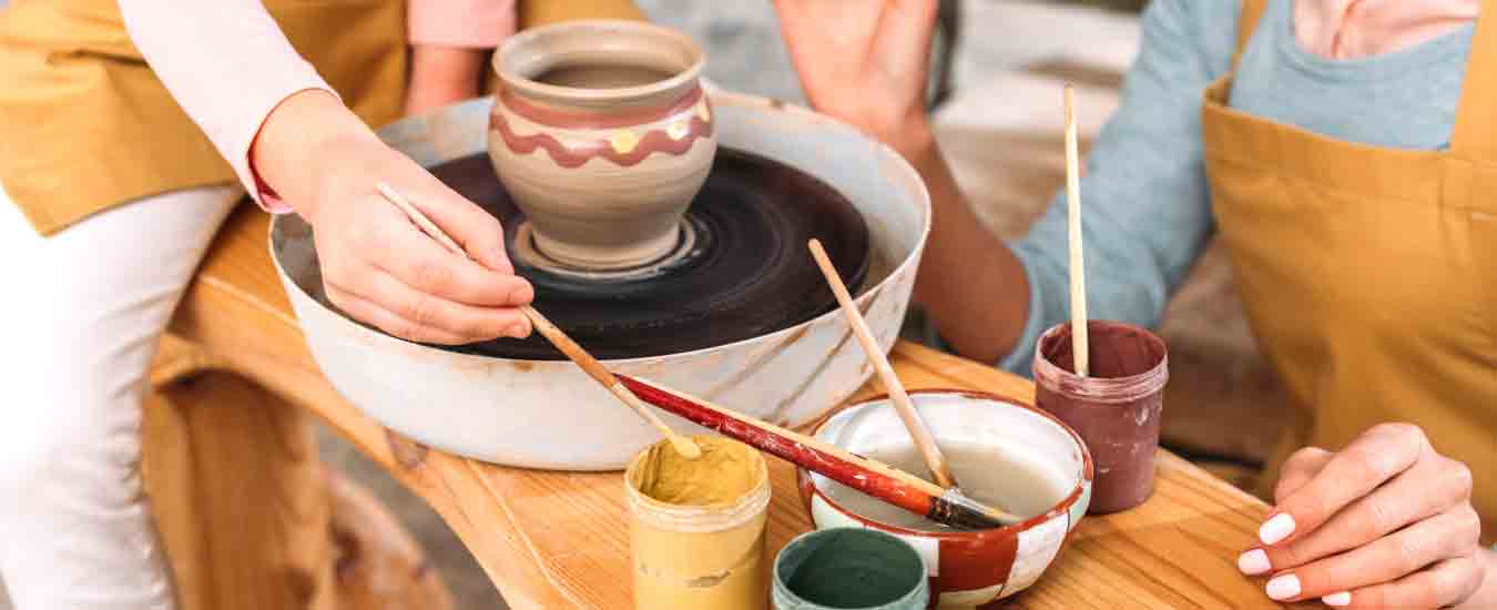 Learn the art of pot painting With Club Mahindra